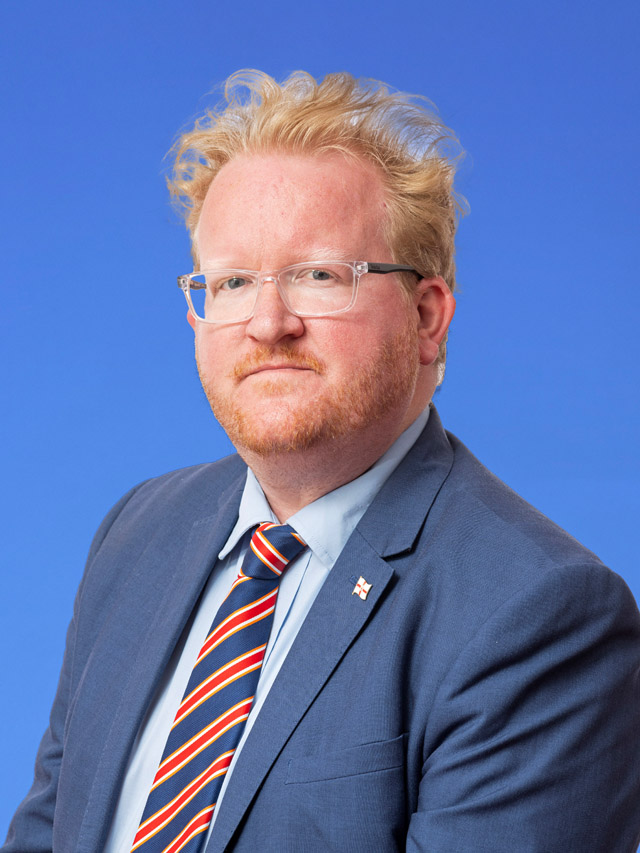 Gary Hynds - lisburncastlereagh.gov.uk